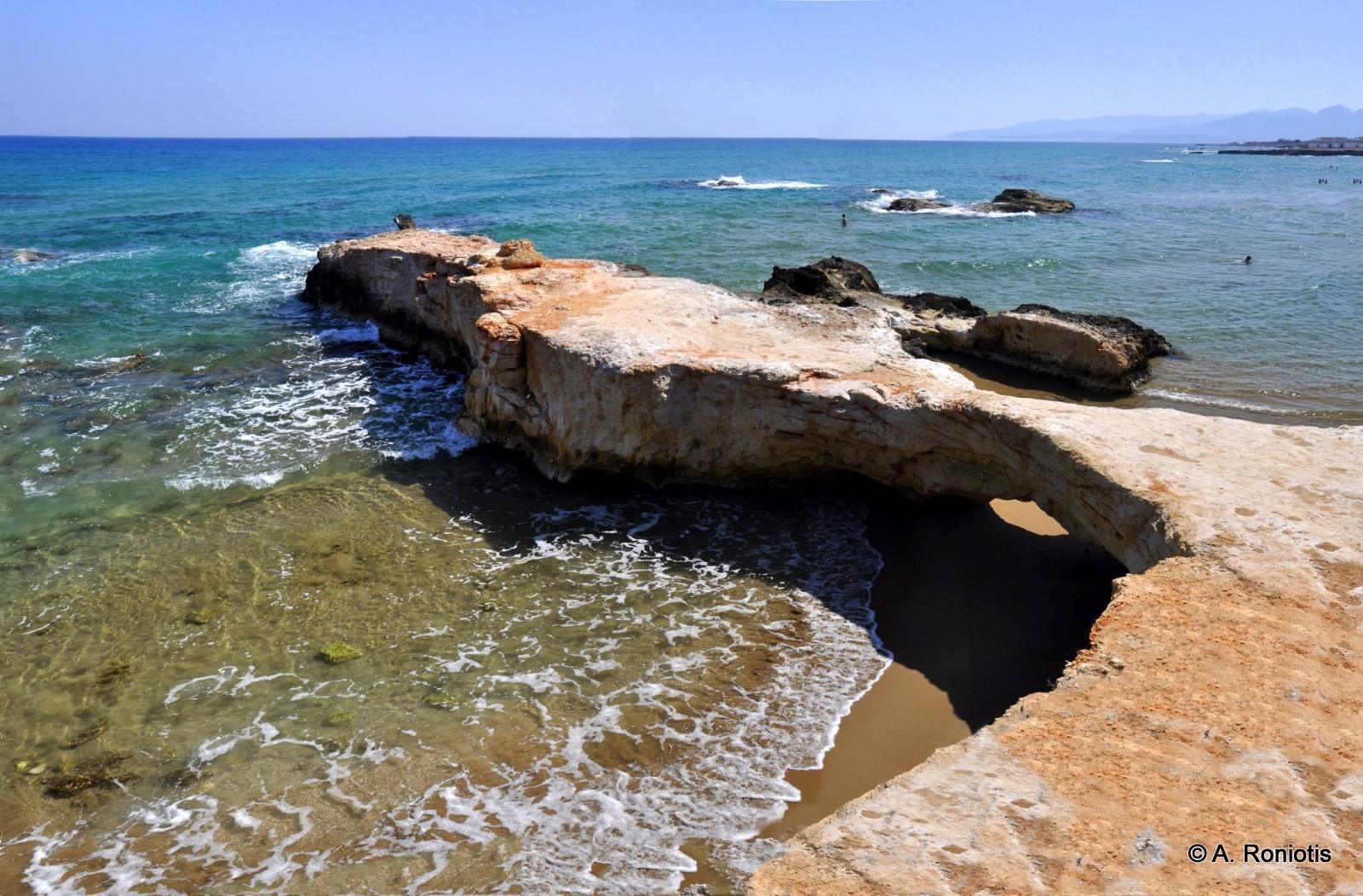 ⭐ Travel Guide for Island Crete ⛵, Greece - Drapanos beaches