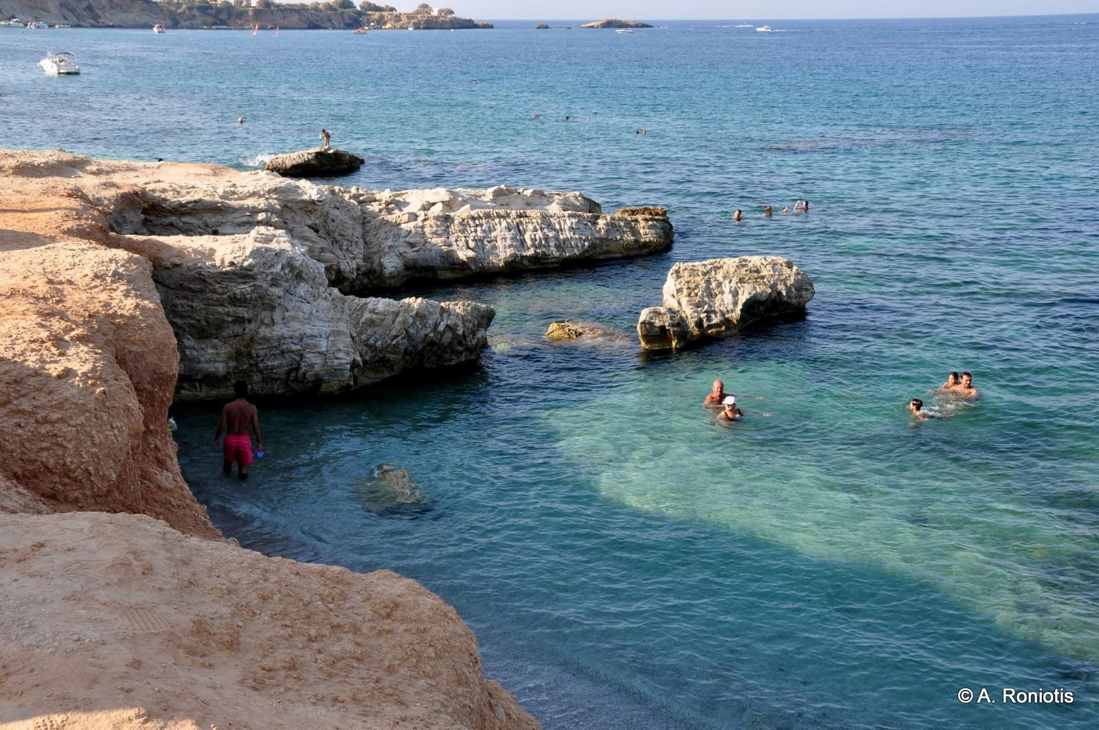 ⭐ Travel Guide for Island Crete ⛵, Greece - Sarandaris coves