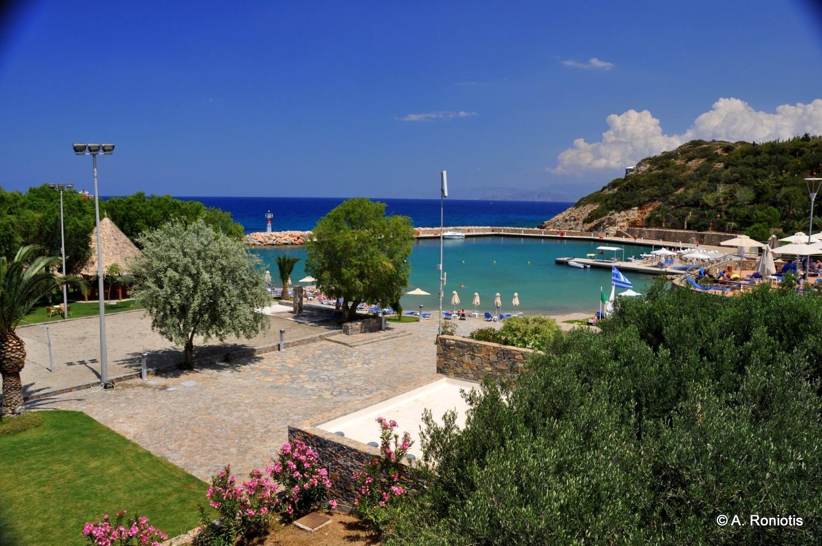 ⭐ Travel Guide for Island Crete ⛵, Greece - Mirabelo beach