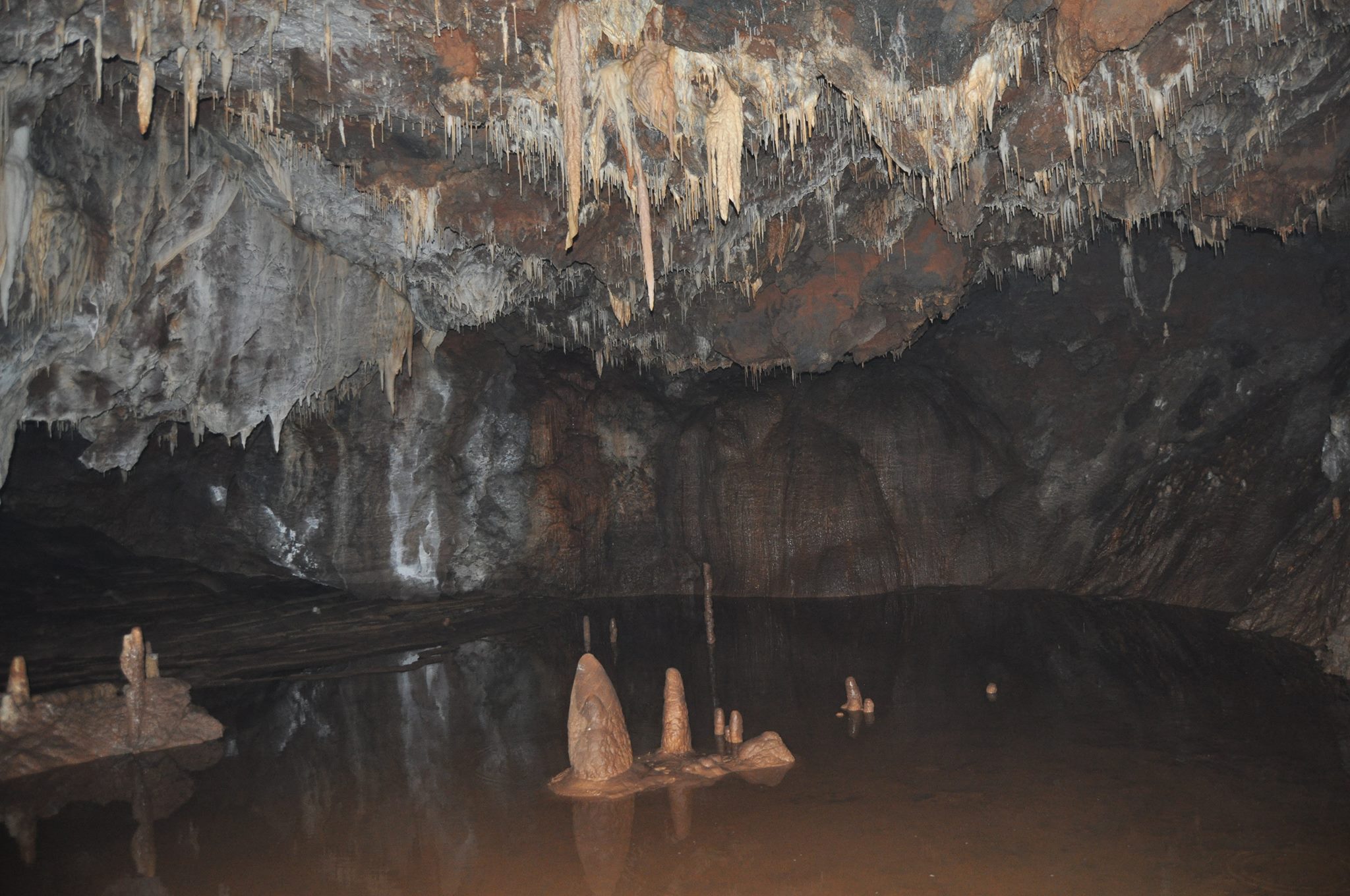 ⭐ Travel Guide for Island Crete ⛵, Greece - Cave Big Psistraki