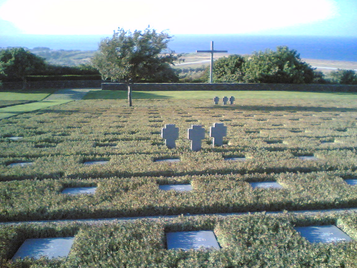 ⭐ Travel Guide for Island Crete ⛵, Greece - German War cemetery at Maleme