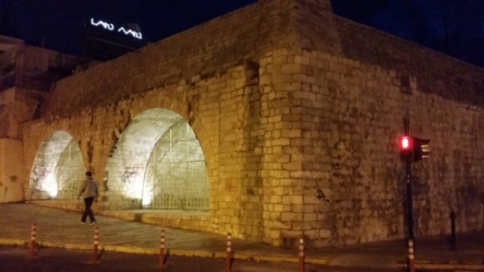 ⭐ Travel Guide for Island Crete ⛵, Greece - Heraklion Venetian shipyards